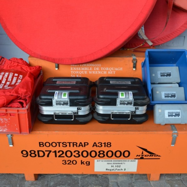 NOS PRATT & WHITNEY PW6000 ENGINE TOOL KIT – aerosnip GmbH & Co. KG